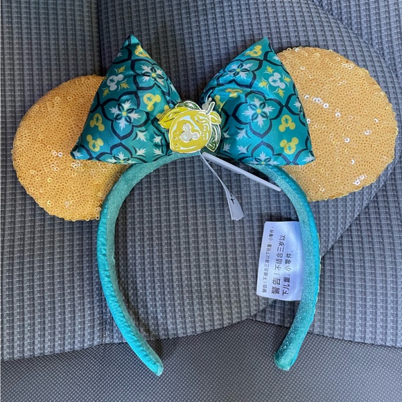 Disney | Accessories | Disney Italy Pavillion Lemon Ears Nwt | Poshmark